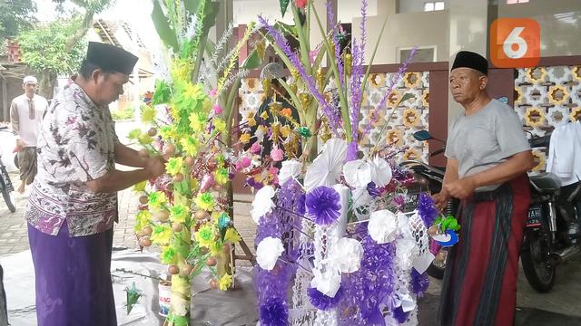 Meriah Tradisi Endog-endogan Sambut Maulid Nabi di Banyuwangi ...