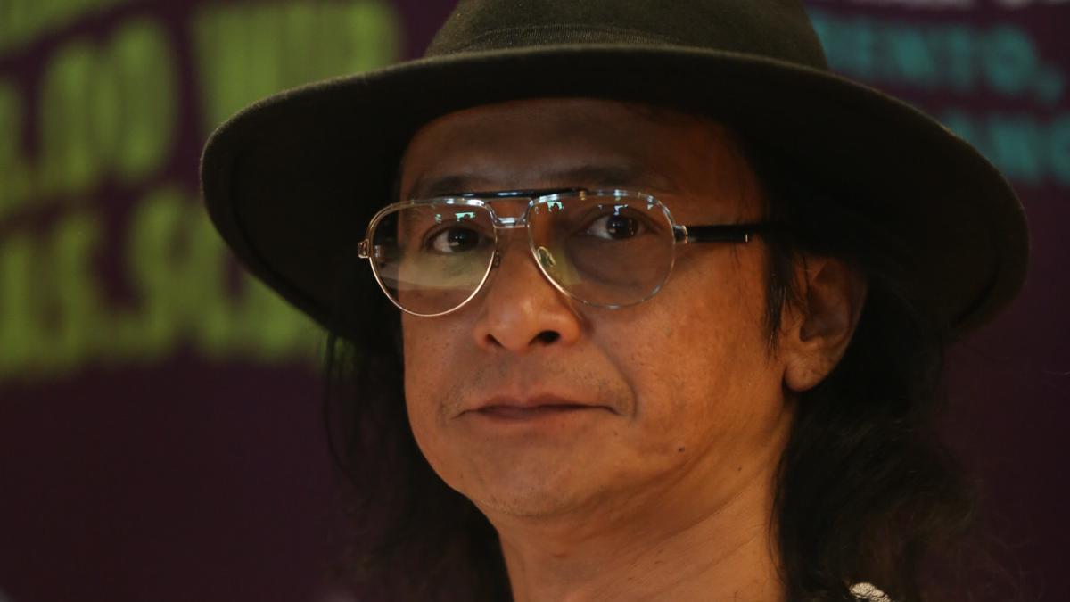 Kangen Anak, Andy /rif Tak Bisa Bertemu - ShowBiz Liputan6.com