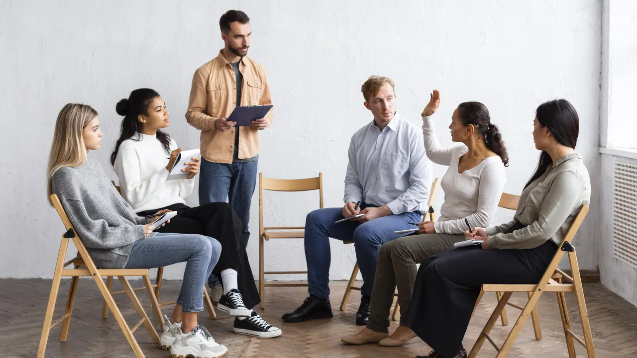 8 Cara Memberikan Tanggapan di Forum Diskusi Secara Baik dan Benar ...