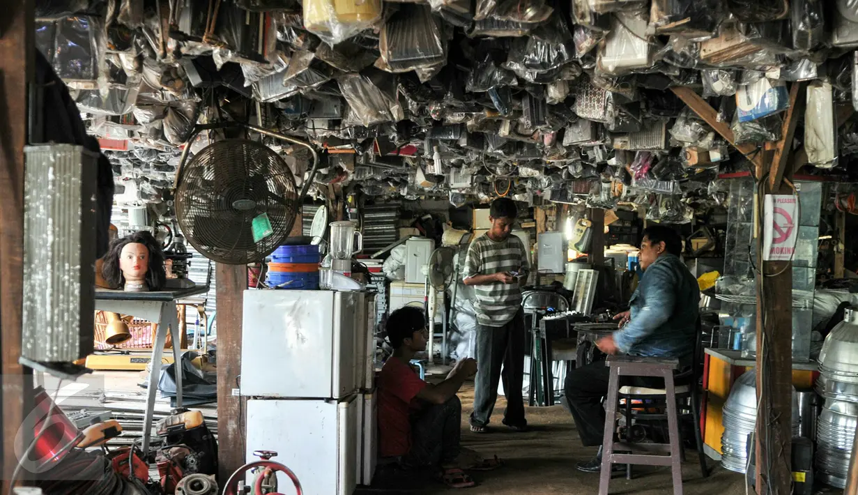 Selamat Datang di Mal Rongsok Depok - Foto Liputan6.com