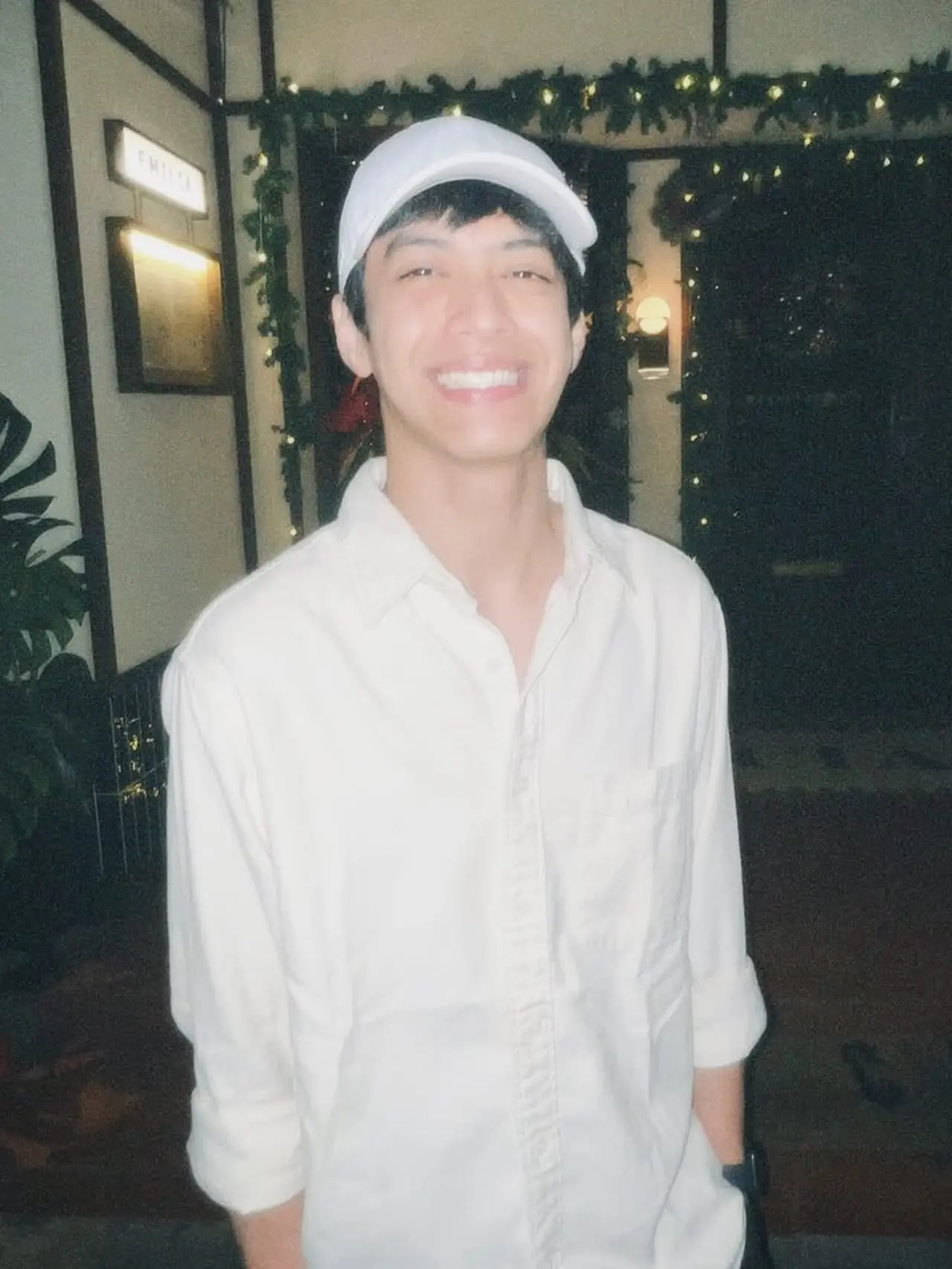 6 Potret El Putra Sarira Pemeran Rangga, Sempat Viral Duet Bareng ...