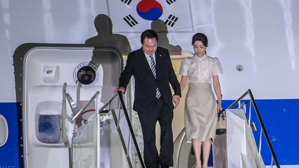 Adu Gaya 4 Ibu Negara Saat Tiba di Bali Jelang KTT G20, Istri Yoon Suk ...