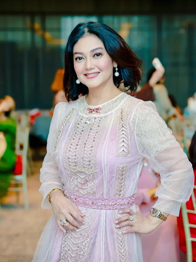 Potret Dulu dan Kini Bella Saphira yang Cantik Awet Muda - ShowBiz Liputan6.com