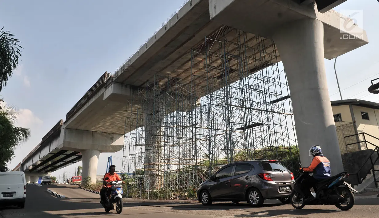 FOTO: Dibangun 2015, Pembangunan JLNT Pluit Mangkrak - Foto Liputan6.com