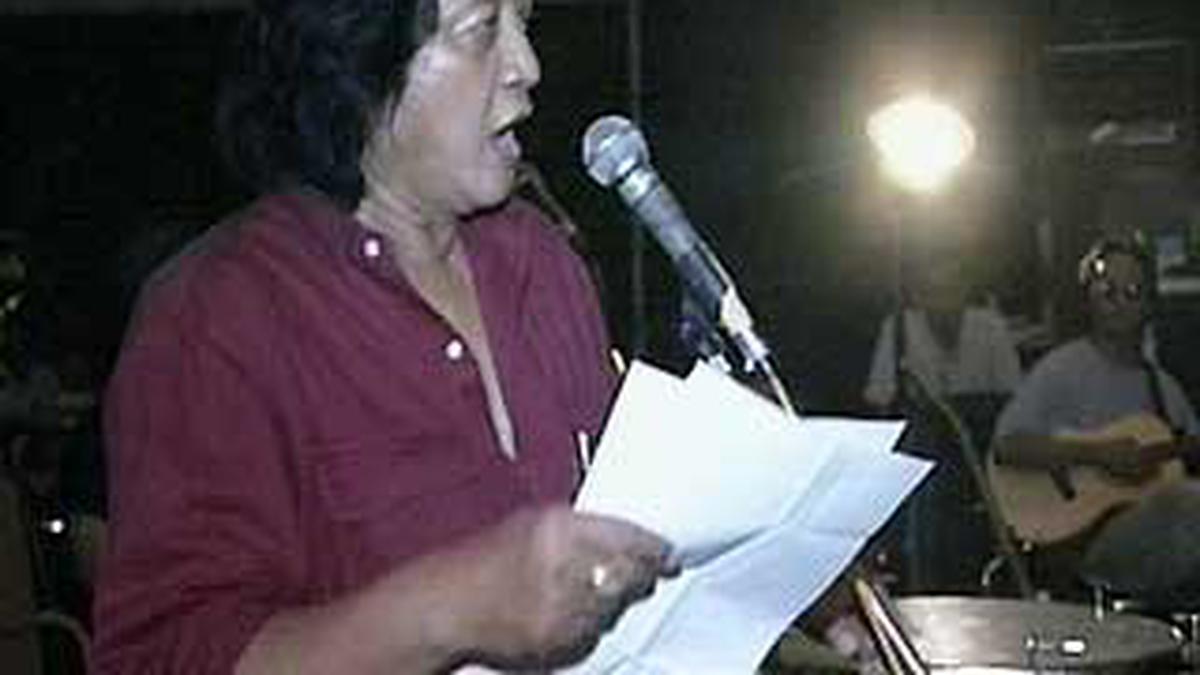 Rendra, Hidup yang Gemilang dan Lunas - News Liputan6.com