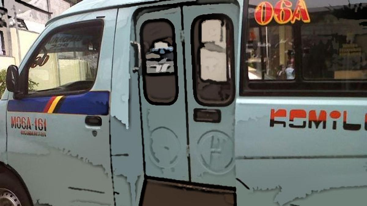 Pembajakan Mikrolet yang Menewaskan 1 Penumpang Direka Ulang - News ...