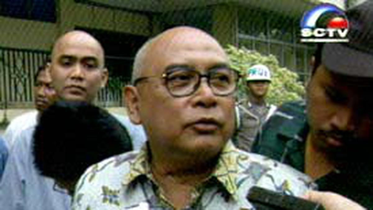 Suripto Dibebaskan dan Dikenai Wajib Lapor - News Liputan6.com