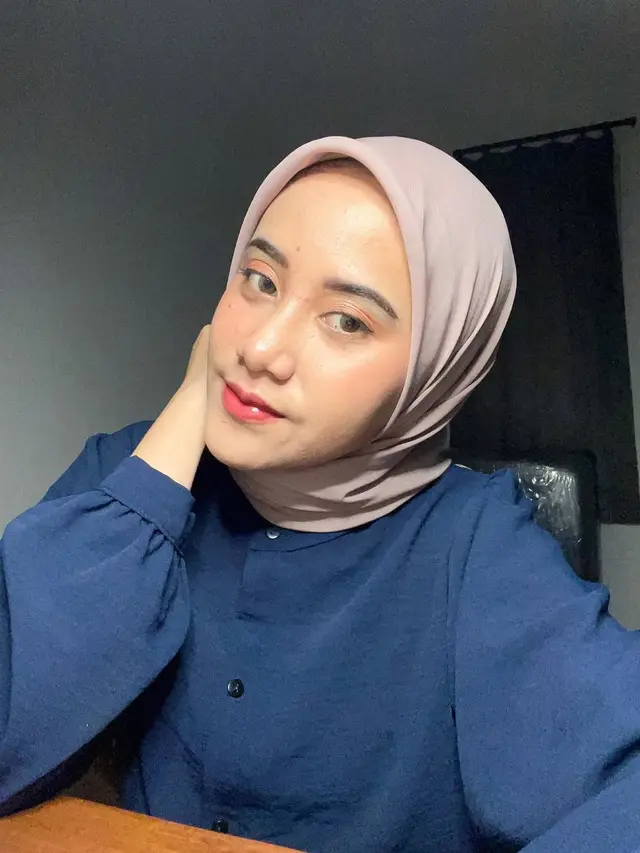 Selebgram Farah Anhar Dari Modeling ke Makeup Artist Terkenal, Ungkap 3 Target di Masa Depan ...