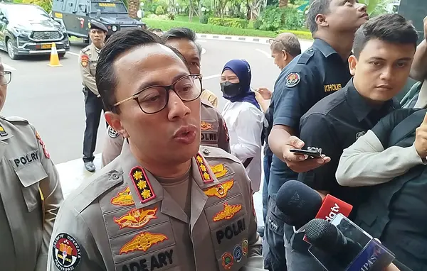 Busi Adalah Komponen Vital Pengapian: Fungsi, Jenis, dan Perawatannya ...