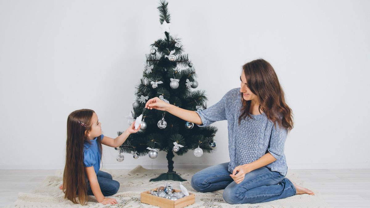 11 Tradisi Natal Teraneh Dari Seluruh Dunia