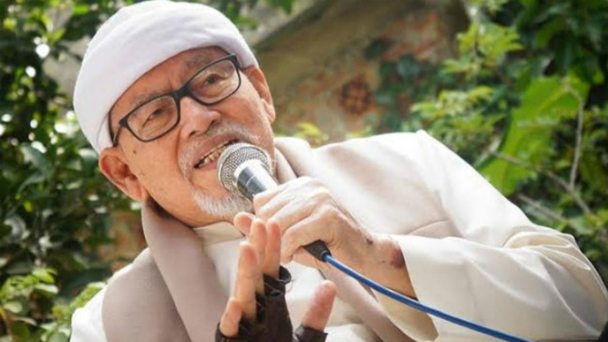 Jejak Profesor Alquran KH Basori Alwi Jadi Penggagas MTQ - Regional ...