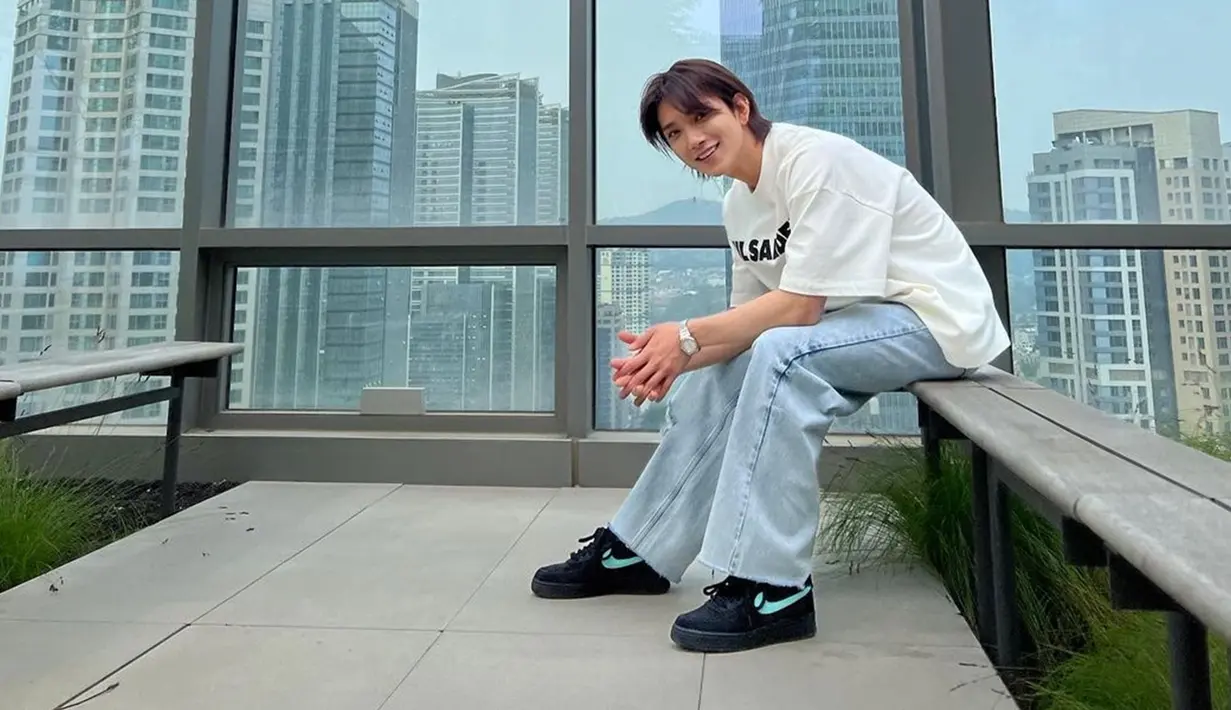 Gaya Boyfriend Material ala Joshua Seventeen, Tetap Stylish dan Banjir ...