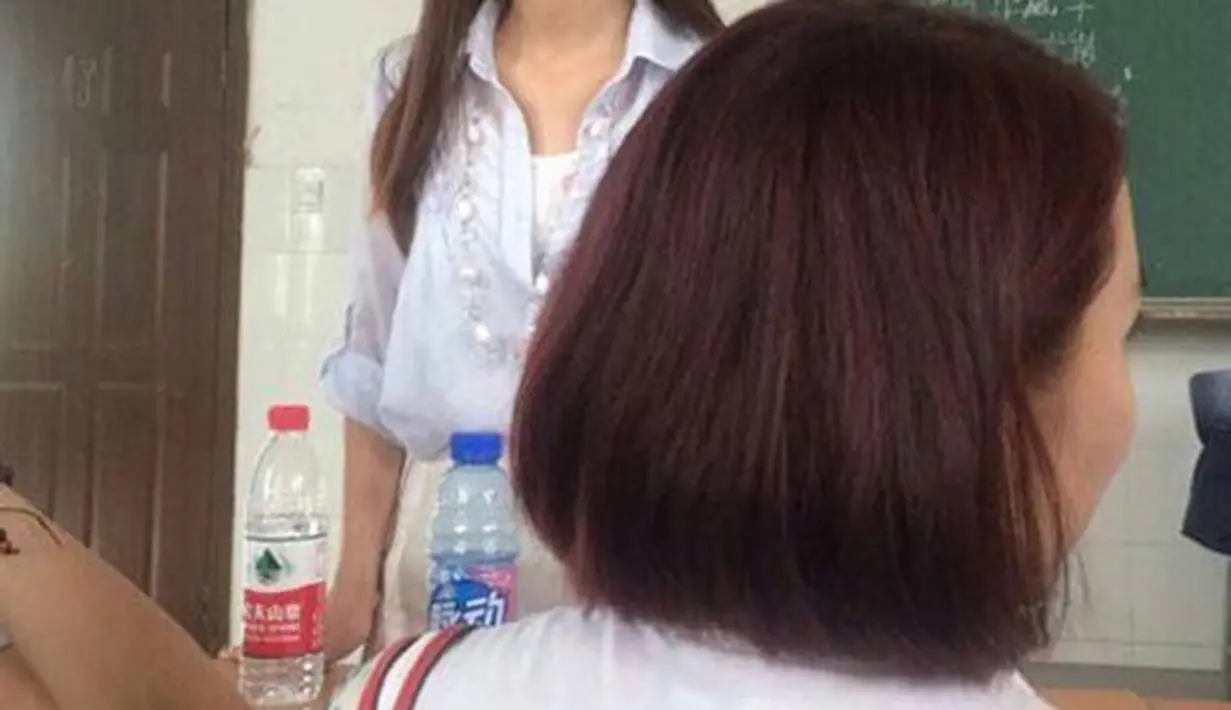 Si Dosen Cantik Yang Bikin Para Mahasiswa Bersemangat Kuliah - Photo Fimela.com