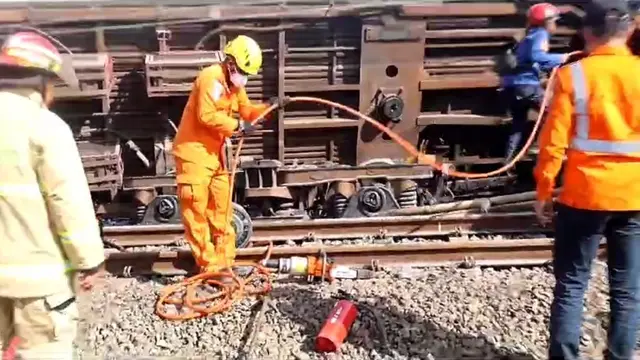 Fakta-Fakta Tabrakan Kereta Bandung Raya-KA Turangga di Cicalengka ...