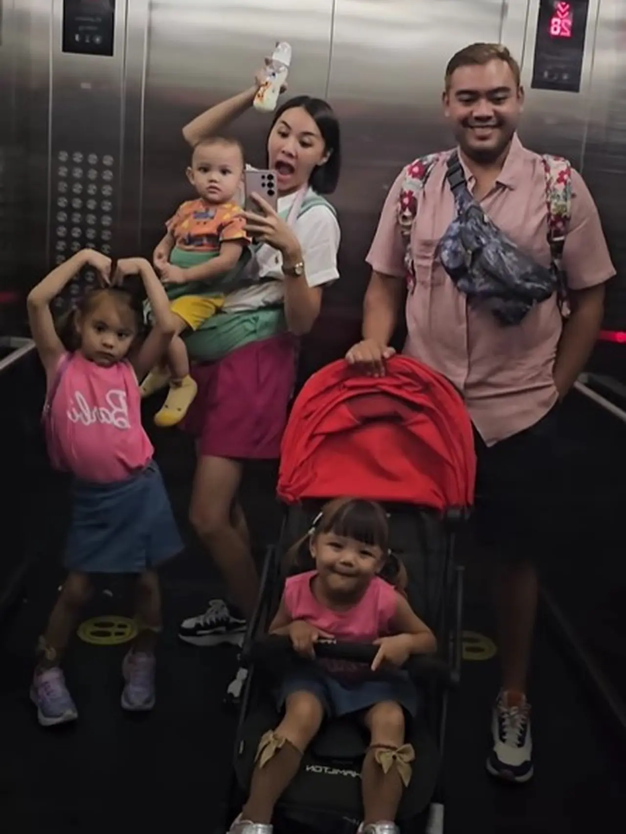 Diserang Netizen karena Cari ART, Ini 9 Potret Cleopatra eks JKT48 ...