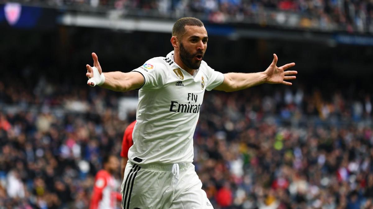 FOTO: Hattrick Karim Benzema Bawa Real Madrid Kalahkan Bilbao