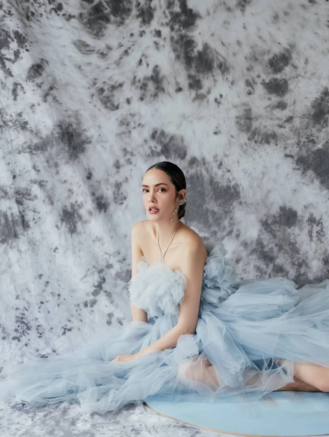 FOTO: Pesona Cathy Sharon Dengan Gaun Biru Muda, Tampil Memukau - Foto ...