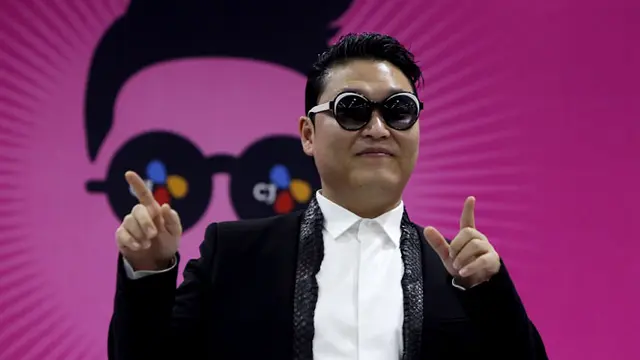 Gaya Seksi PSY Saat Bergoyang Ala Sunmi `Eks Wonder Girls` - ShowBiz ...