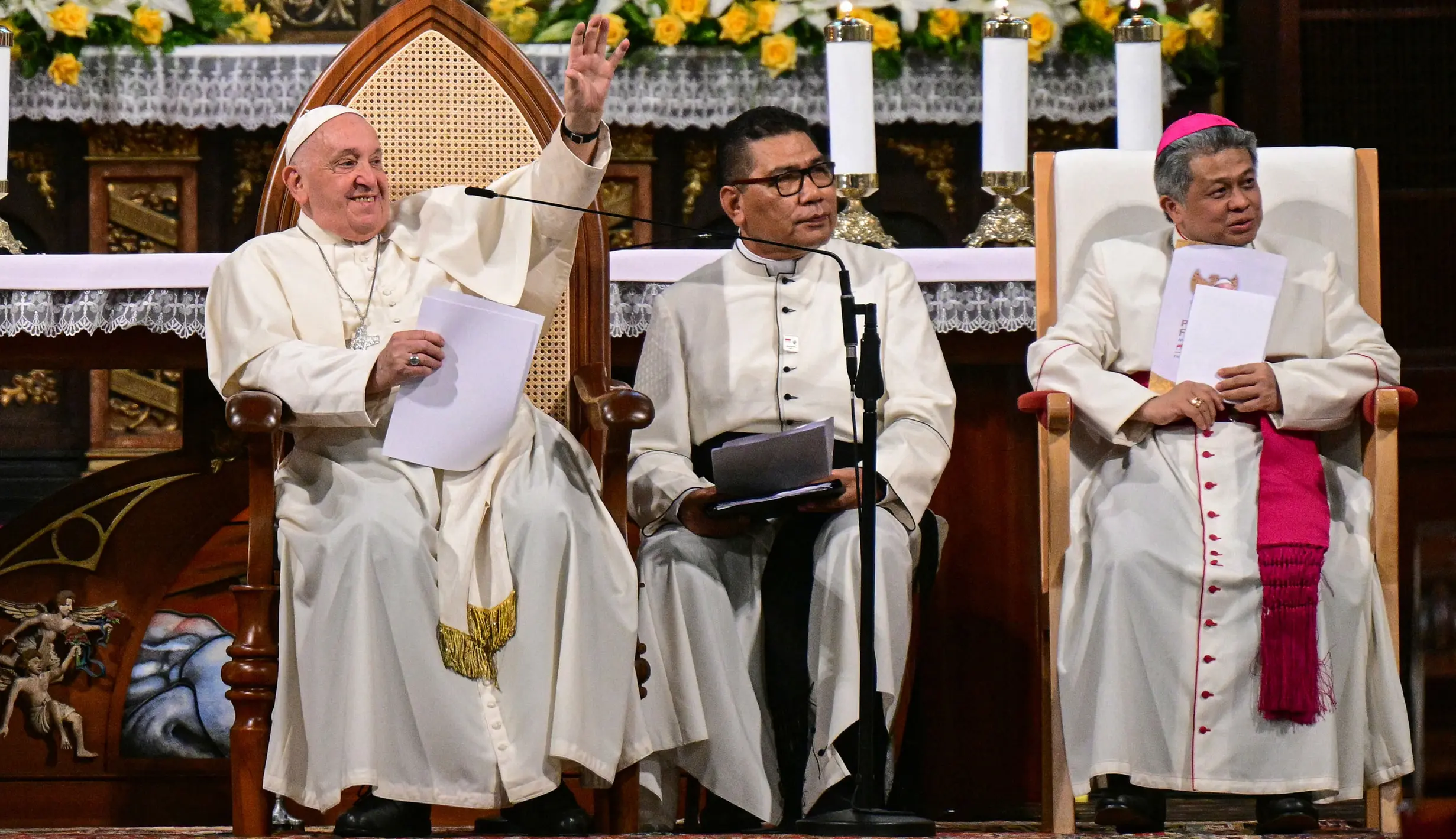 Di Katedral Santa Perawan Maria Diangkat ke Surga, Paus Fransiskus ...