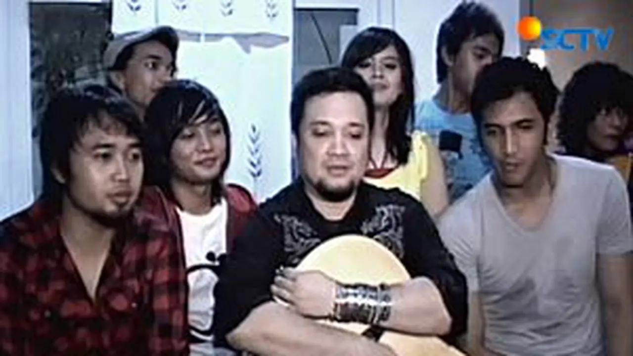 Baron N'Soulmate Kolaborasi dengan Hello Band - ShowBiz Liputan6.com