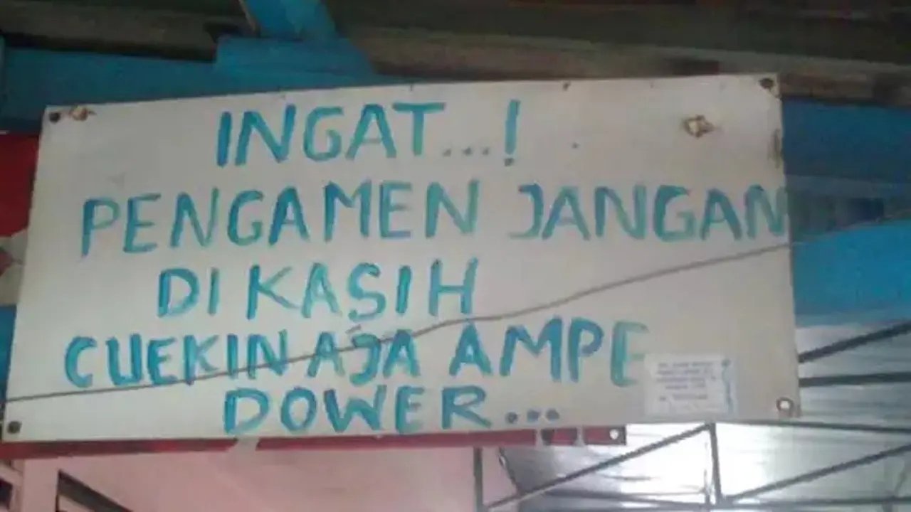 6 Tulisan Peringatan untuk Pengamen yang Datang ke Rumah Ini Bikin Dahi ...