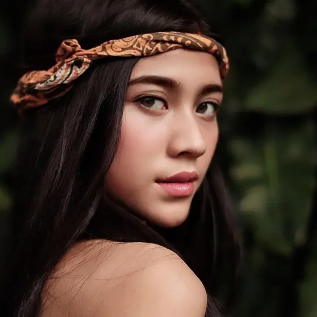 6 Potret Artis Cut Ashifa, Pernah Jadi Lawan Main Amanda Rawles di Film ...