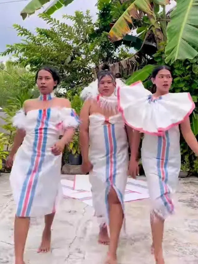 6 Outfit Absurd Warna Putih Ini Bikin Heran, Salah Satunya Berbahan Karung Beras - Hot Liputan6.com