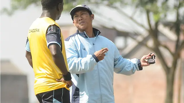 Manajemen Persela Tunjuk Didik Ludianto Jadi Pelatih Kepala di Piala ...