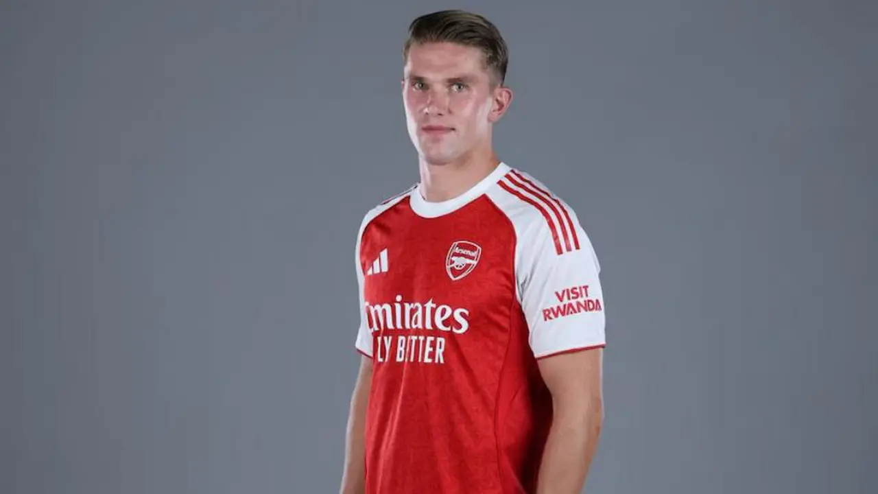 Rio Ferdinand Enggak Yakin Viktor Gyokeres Rajin Nyekor di Premier ...