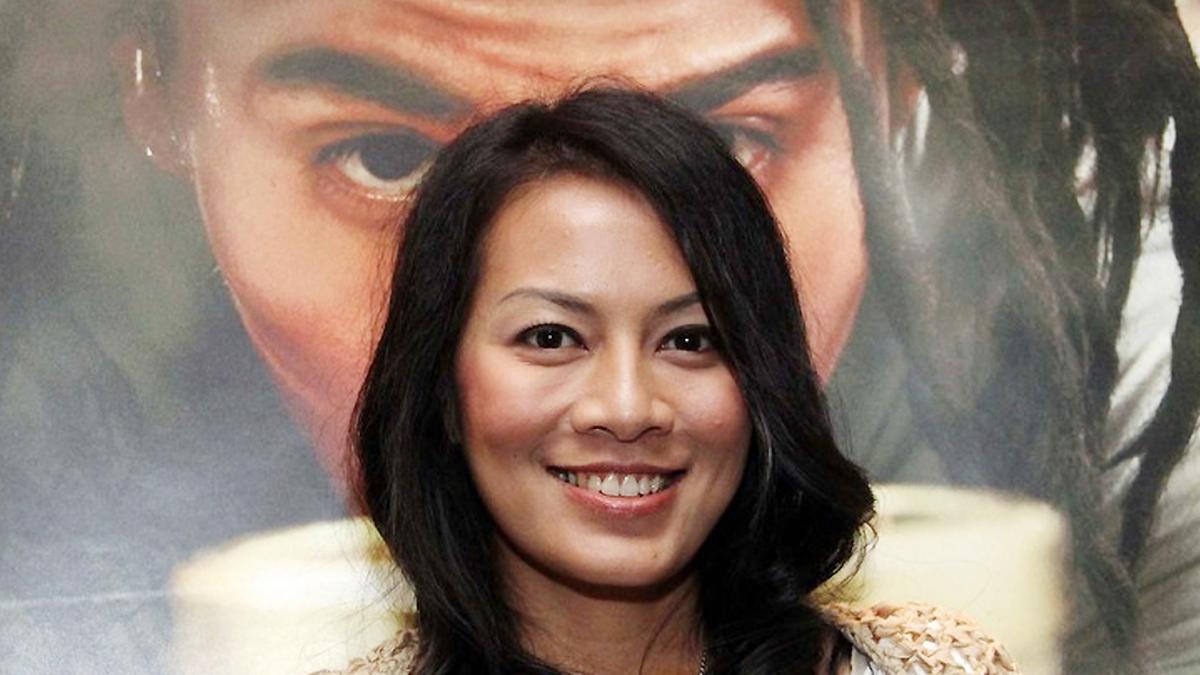 Dewi Lestari Geregetan dengan Julie Estelle & Chicco Jerikho