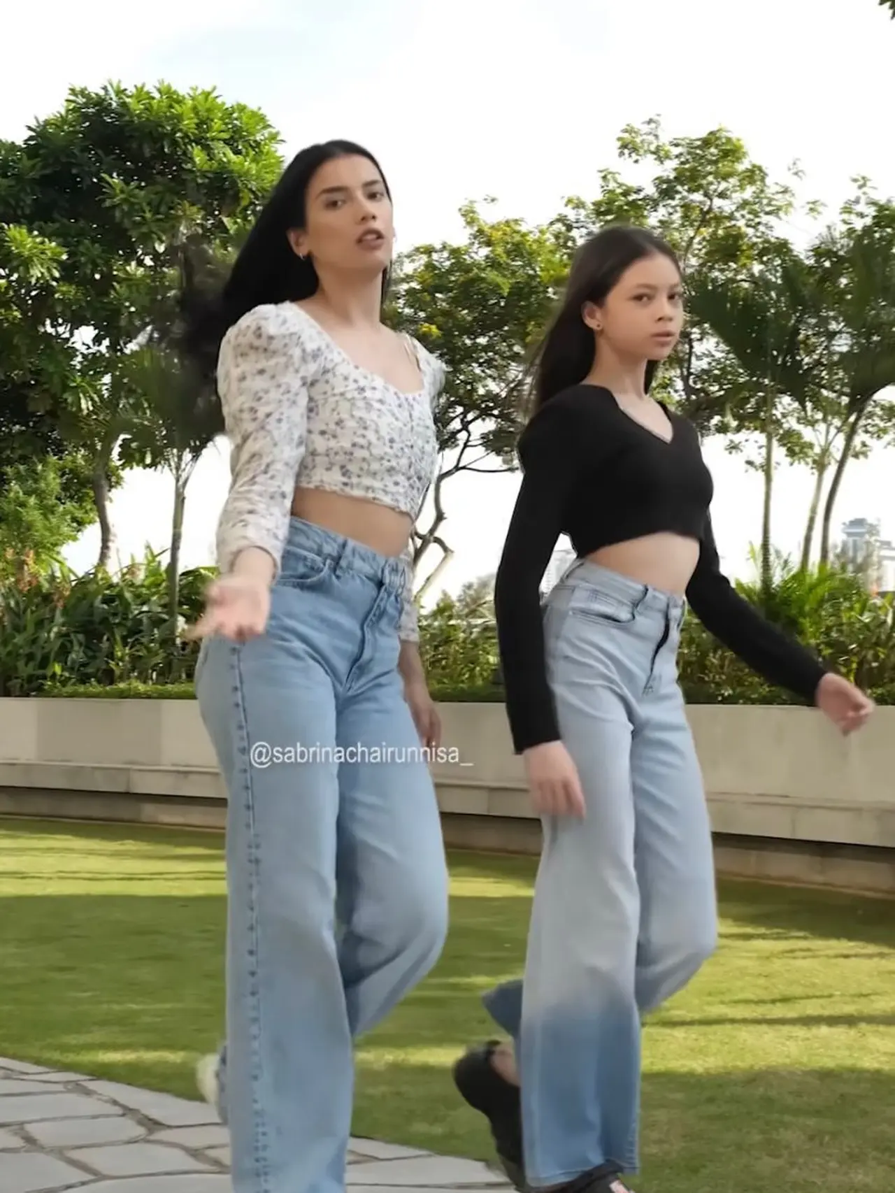 Potret Nada Tarina Putri Anak Angkat Deddy Corbuzier Bergaun Lilac di ...