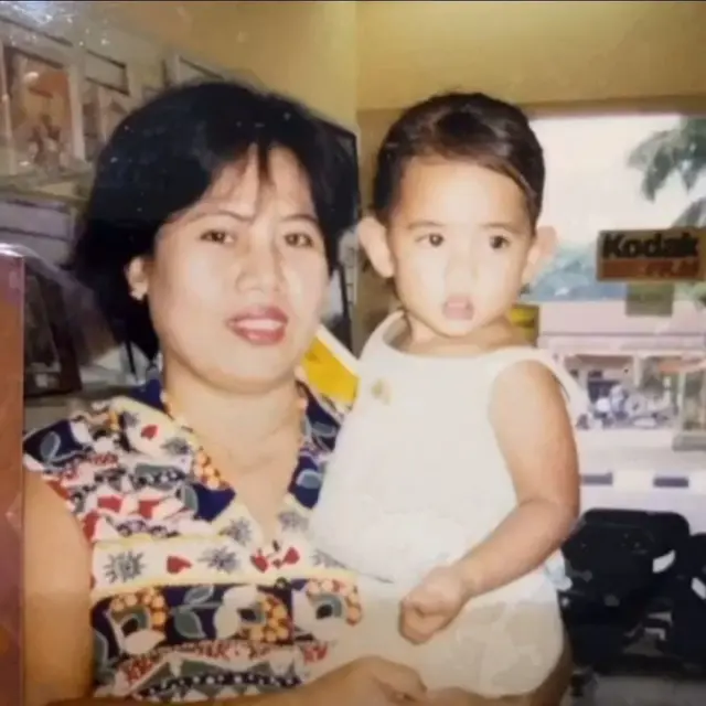 6 Potret Masa Kecil Ziva Magnolya, Imut dan Menggemaskan - Hot Liputan6.com