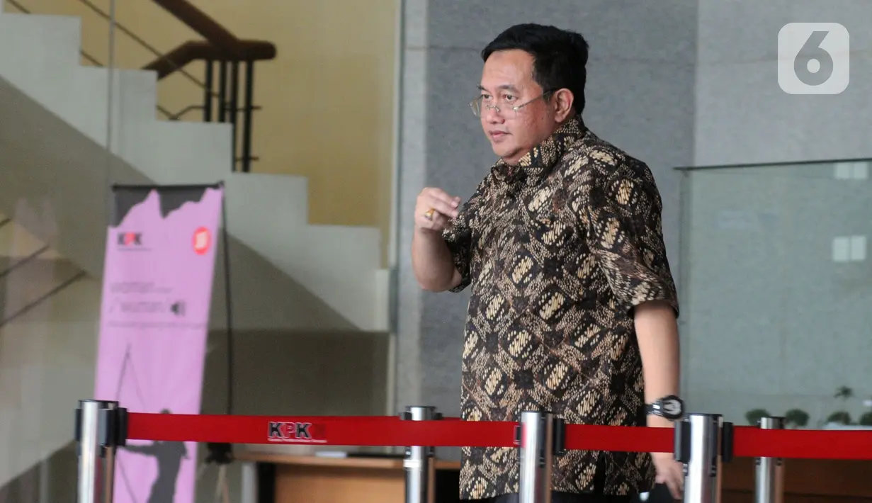 FOTO: Mantan Wakil Bupati Lampung Utara Kembali Diperiksa KPK - Foto ...