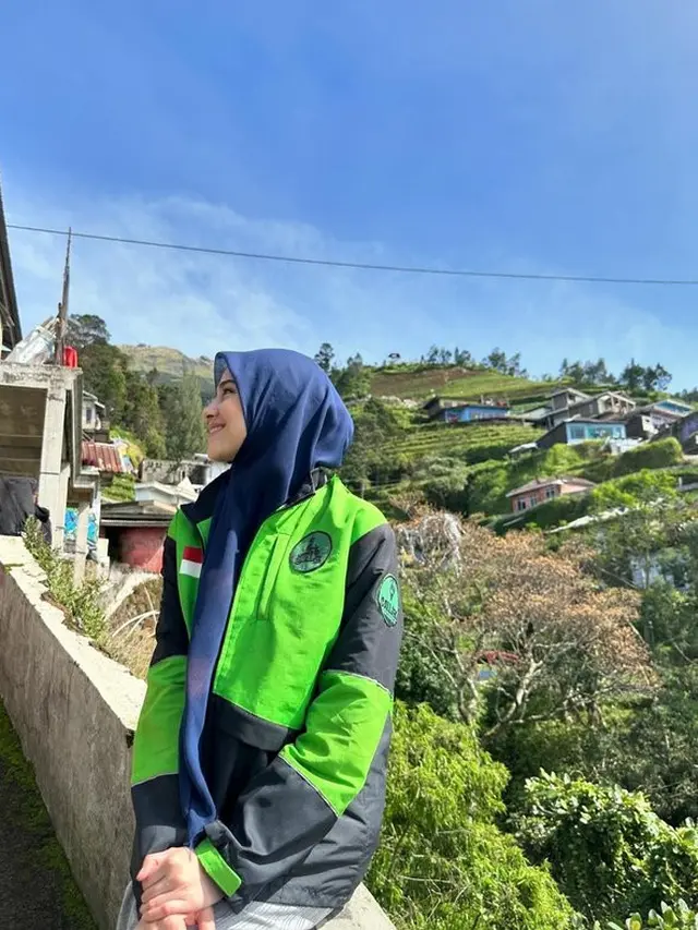 6 Potret Anggun Syifa Hadju Berhijab, lagi Disorot karena Dekat dengan ...