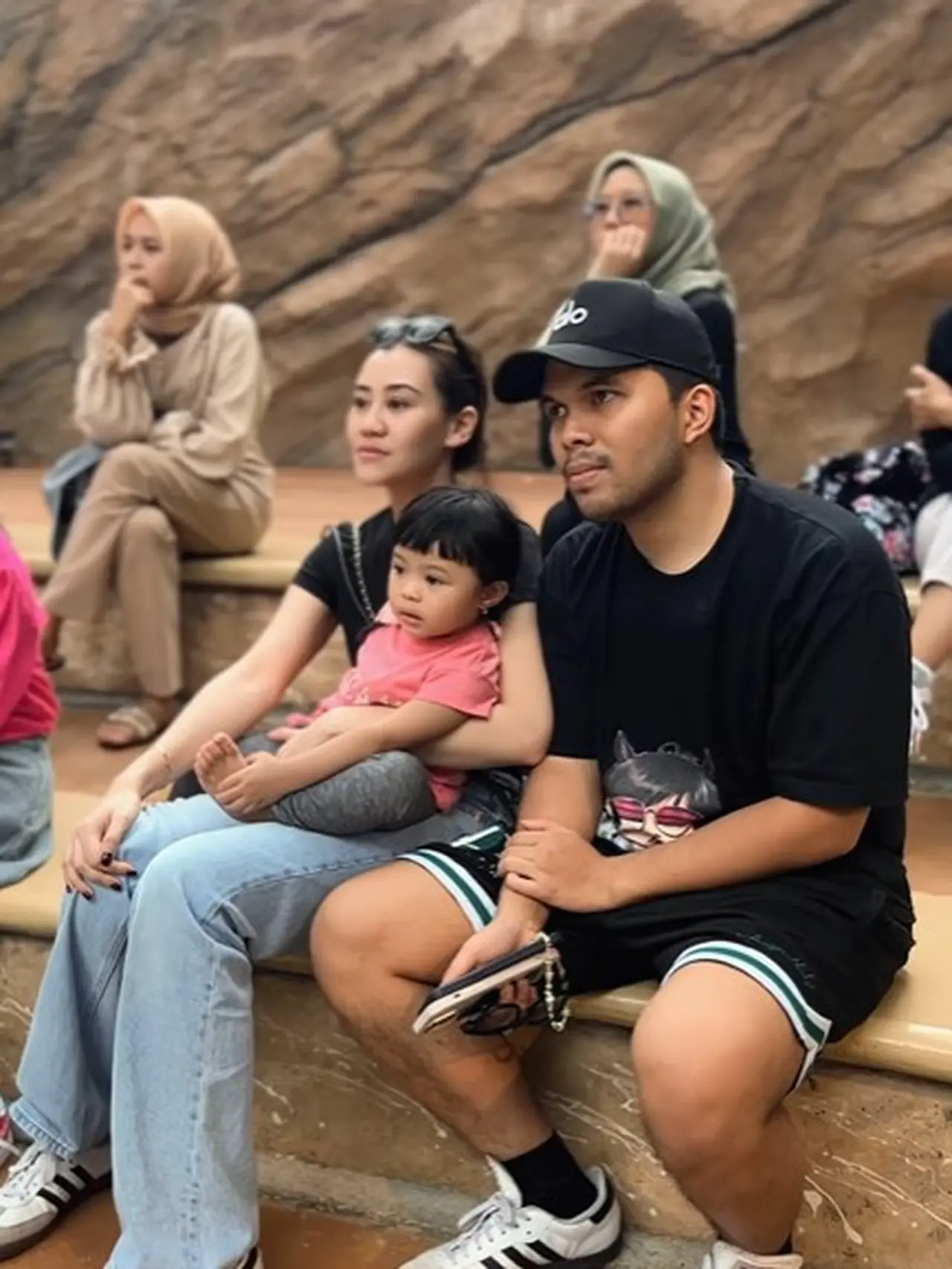 10 Potret Aaliyah Massaid dan Thariq Halilintar Ajak Ameena Juga Azura Bertamasya, Vibes-nya ...