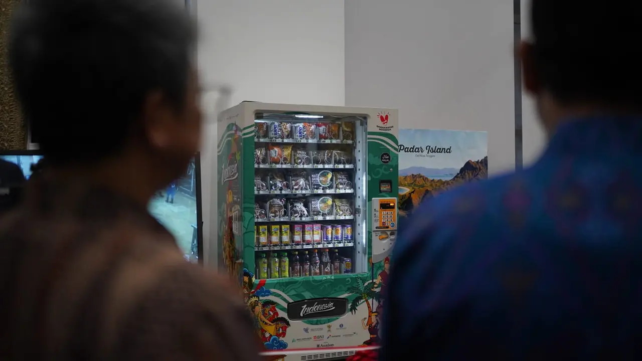 Pertama di Dunia, Indonesia Luncurkan Halal Vending Machine di Jepang ...
