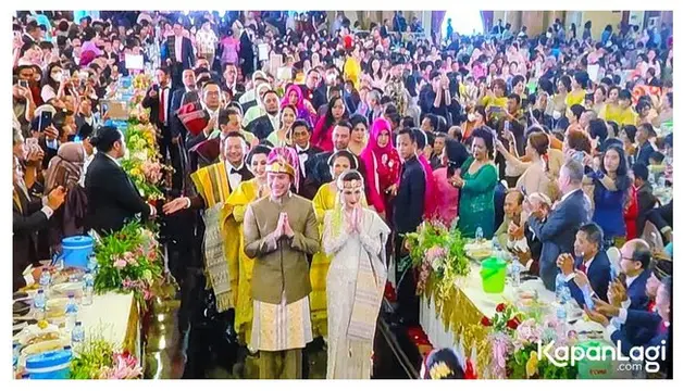 8 Momen Resepsi Pernikahan Jessica Mila dan Yakup Hasibuan, Usung Adat ...