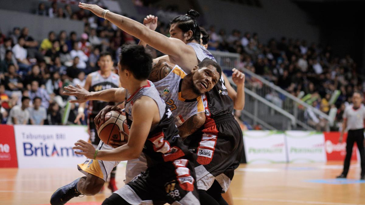 IBL 2017 : Aspac Jakarta Terlalu Tangguh bagi Satya Wacana - Ragam Bola.com