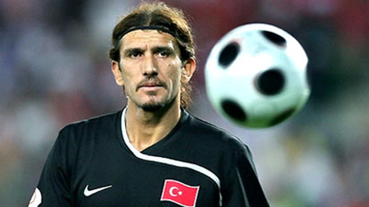 Rustu Recber (© AFP 2008) - Foto Liputan6.com