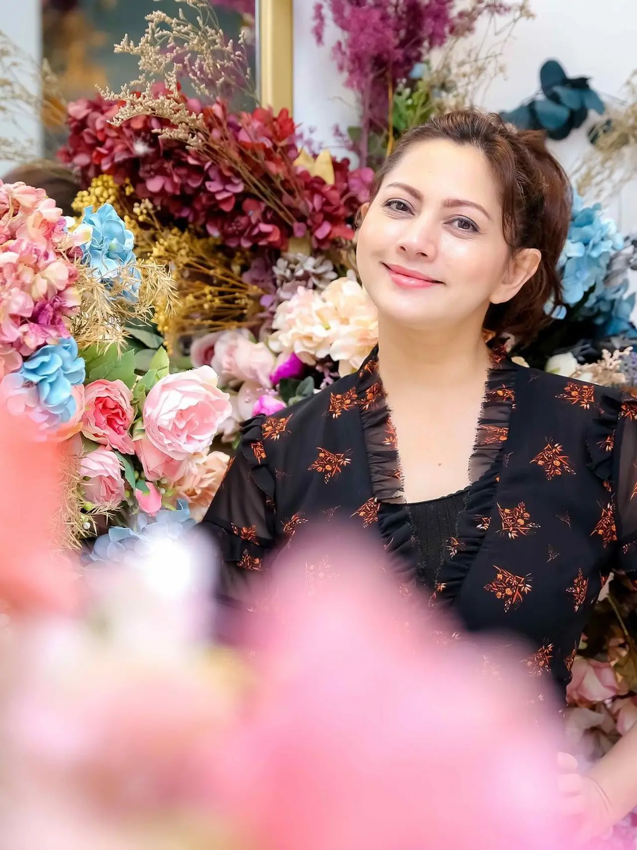 Masih Eksis Sampai Sekarang, 10 Potret Cut Keke yang Terlihat Awet Muda di Usia Hampir 50 Tahun