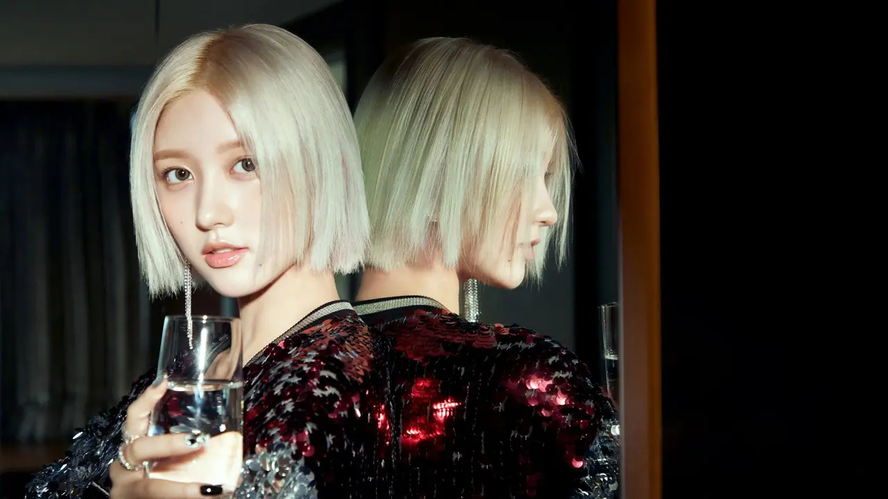 Tampilan IVE di Video Klip After Like, Wonyoung Perlihatkan Abs Hingga ...