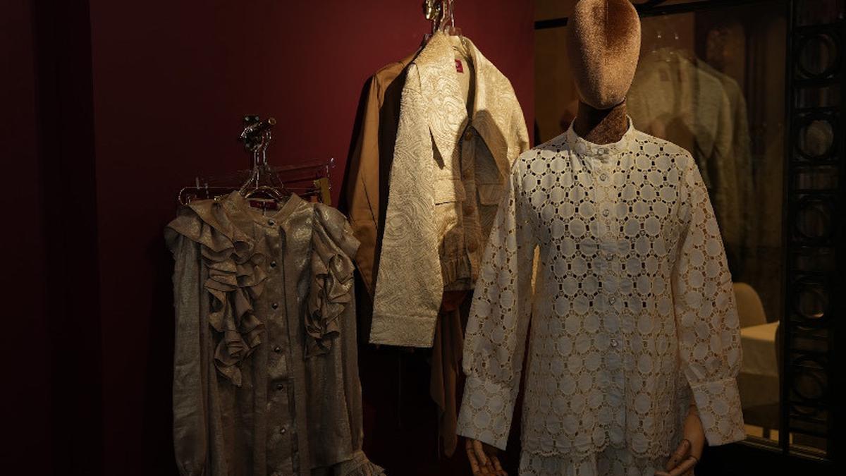 Jelang Ramadan, Dua Label Fashion Lokal Diluncurkan dengan Gaya Busana ...