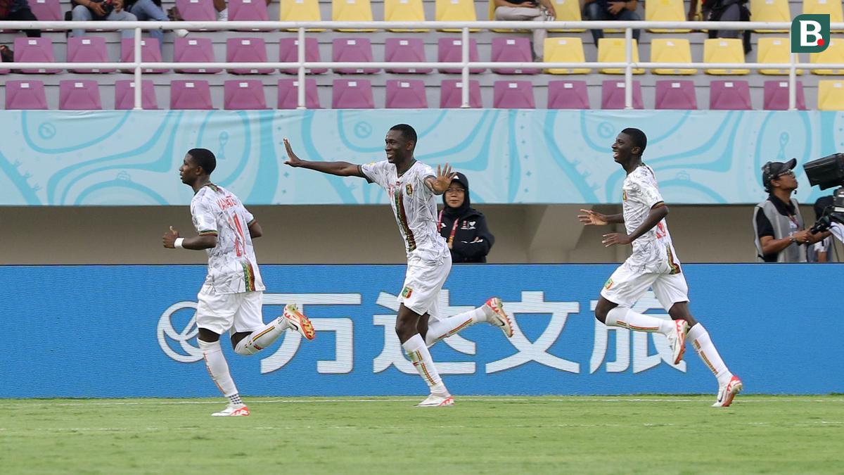 Sejarah! VAR Pertama Kali Digunakan di Indonesia pada Laga Mali Vs ...