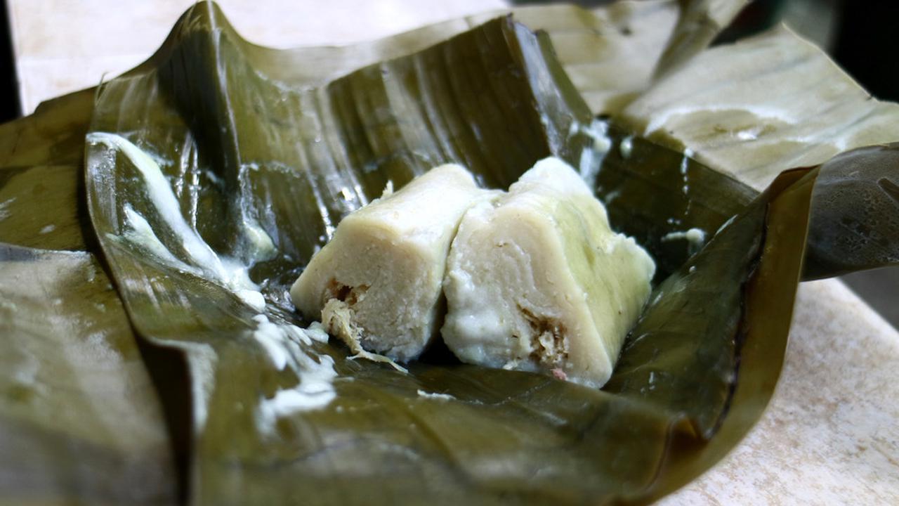 Kue Bongko, Jajanan Khas Minang yang Hanya Ada Saat Ramadan