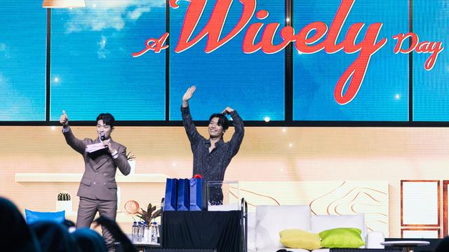 Catatan dari Fan Meeting Wi Ha Joon 2,5 Jam di Jakarta, Diselamati Lee ...