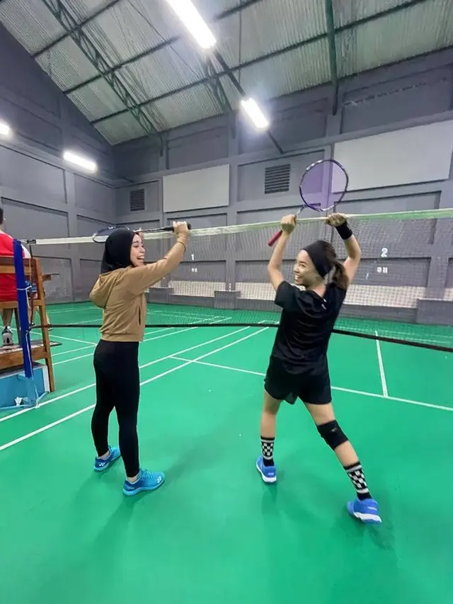 6 Potret Keseruan Lesti Kejora yang Rajin Main Badminton - Entertainment Fimela.com