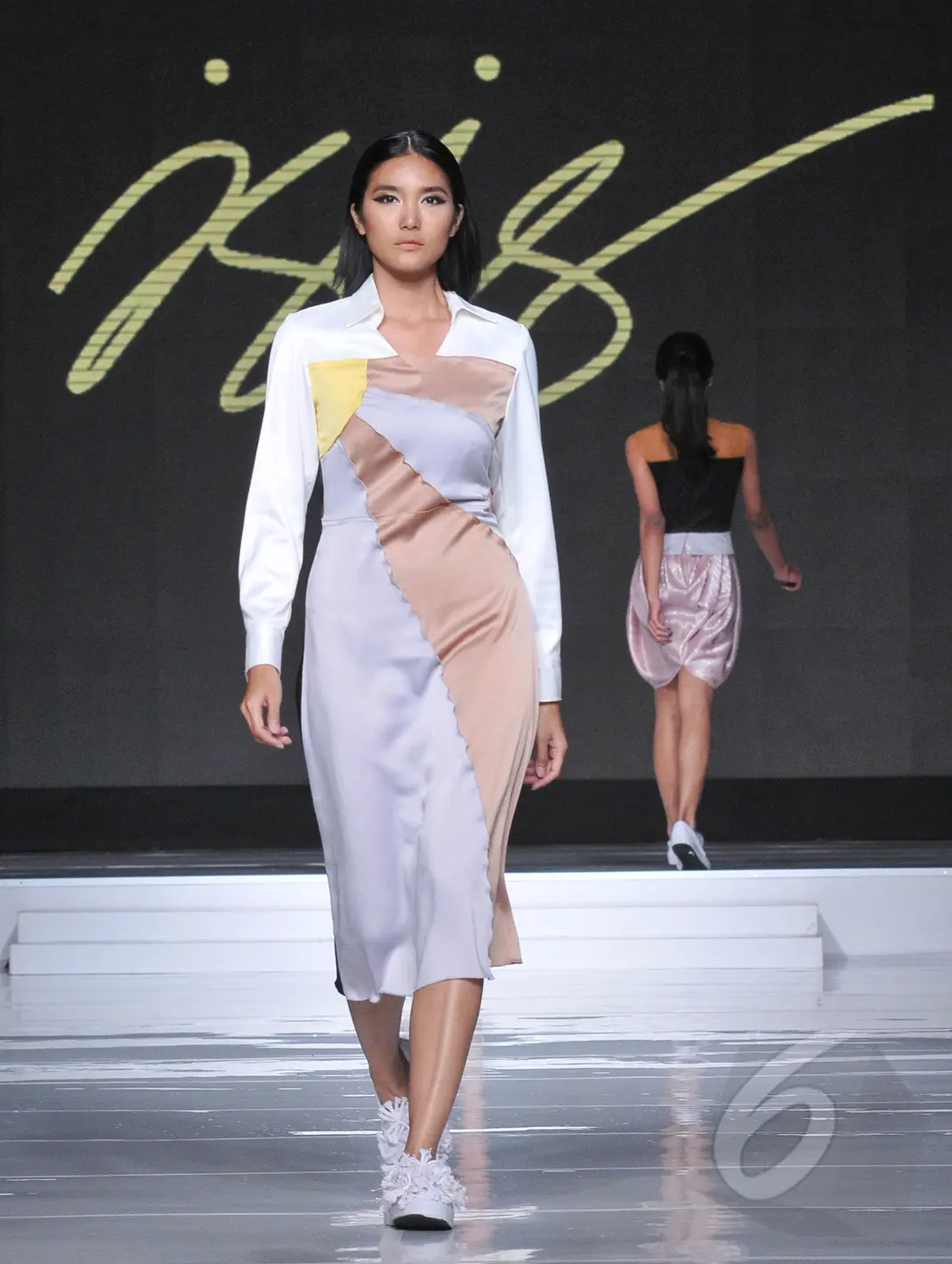 Debut ISIS Dalam Dunia Fashion - Foto Liputan6.com