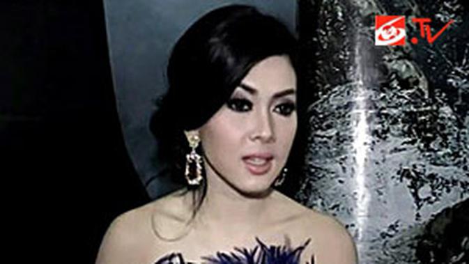 Pisah dari Anang, Syahrini Rilis Single Baru - ShowBiz Liputan6.com