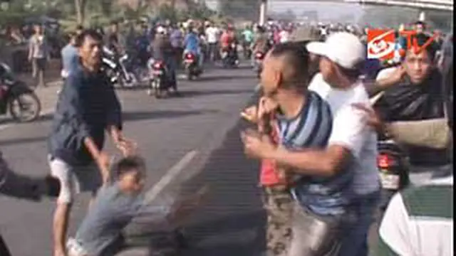 Geng Motor Tawuran Dekat Kantor Polisi - News Liputan6.com