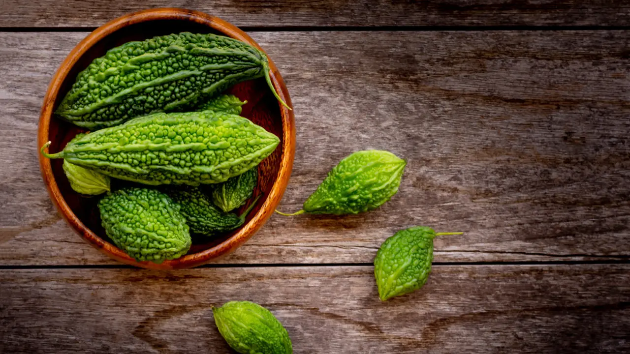 5 Manfaat Jus Pare untuk Kesehatan dan Resepnya Agar Tidak Pahit